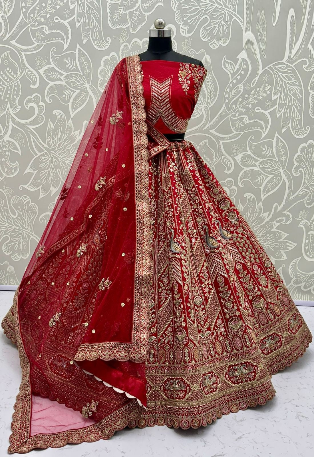 Stepnshop Bridal Matka Silk Lehenga with Fancy Embroidery & Diamond Wo ...